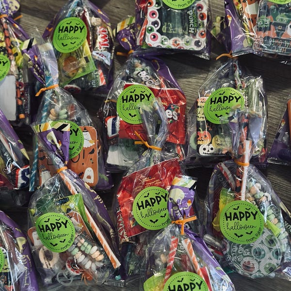 Happy Halloween Treat Bag Labels SET OF 10, Bat Kids Goodie Bag ...
