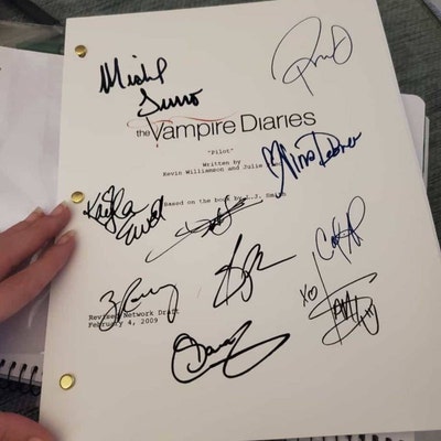 Shameless TV Show Script Signed Autograph Screenplay Card William H ...