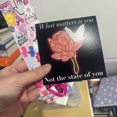 Reading Girl Y2K Era Bookmark - Etsy