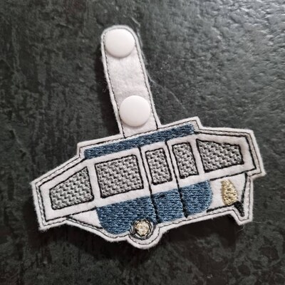 ITH Dotted Dog Wallet Tab Card Wallet Tab Dog Embroidery - Etsy