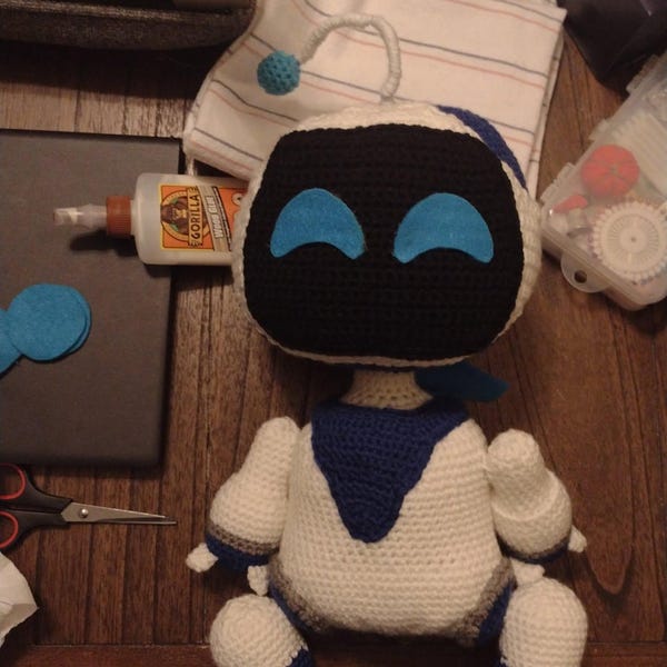 Tutorial on Crocheting a Kratos Skin for Astrobot (EN) - Etsy