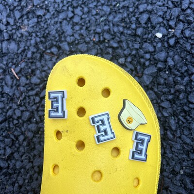 Croc Charms Shoe Clog Accessories Pin Badge Summer Spring Holiday Blue ...