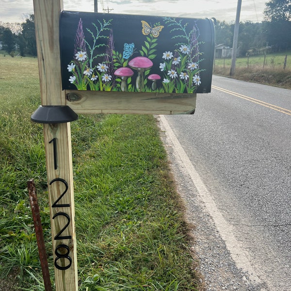Custom Mailboxes, Black Metal Post Mount Mailbox, Mushroom, Daisy ...