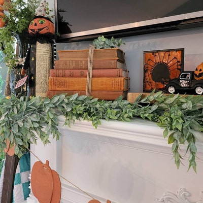 Hand Painted Pantry Box Folk Art Primitive Band Box - Etsy