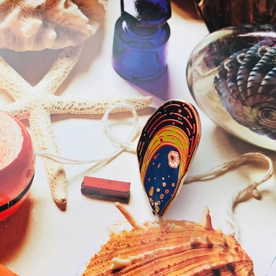 Seashell Pin Enamel Pin Hard Enamel Shell Ocean 1.125 - Etsy