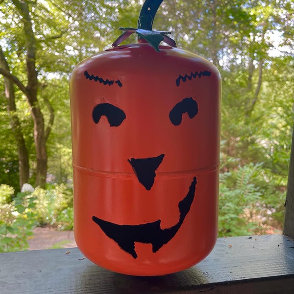 Jack-o-lantern Upcycled Helium Metal Pumpkin Yard Art Pumpkin Yard ...