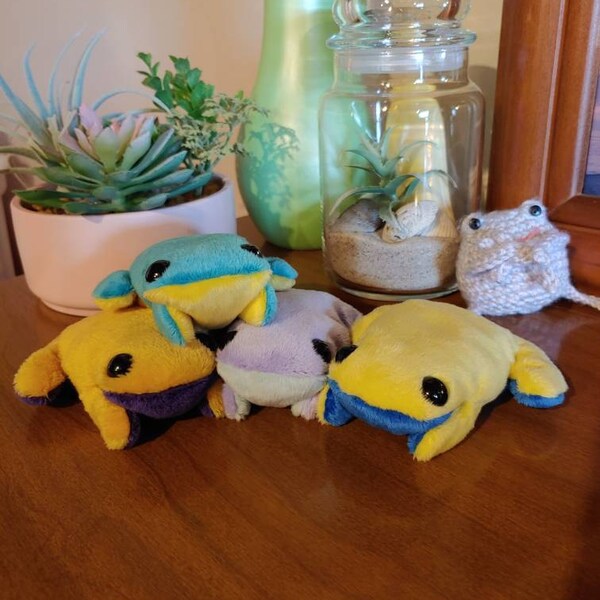 Choose Your Color Combo Frog Plush// Pocket Frog Plushie// Bean Bag ...