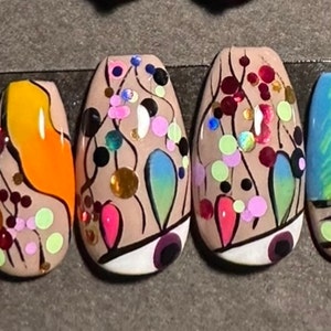 Tripping Illusion Press on Nails Handpainted Abstract Nail Art Glue on ...