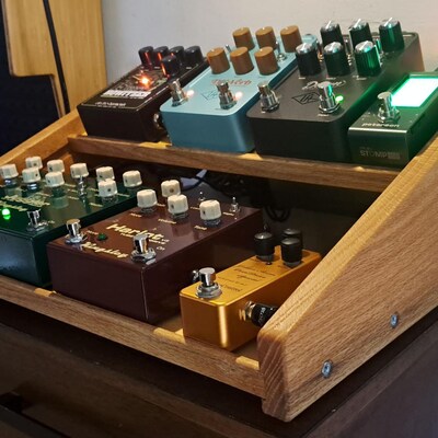Vertical Desktop Pedalboard / Effects Pedal Stand / Guitar - Etsy