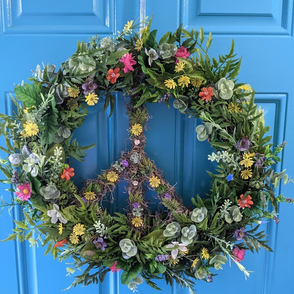 18" Wildflower and Greenery Peace Sign - Etsy