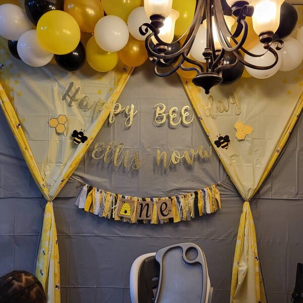 Bumble Bee Tablecloth, Bee Table Cover, Bee Party, Bee Baby Shower ...