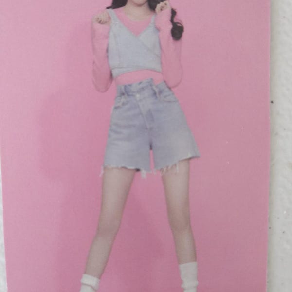 KPOP MYSTERY BOX, Kpop Mega Grab Bag, Kpop Holiday Gift - Etsy