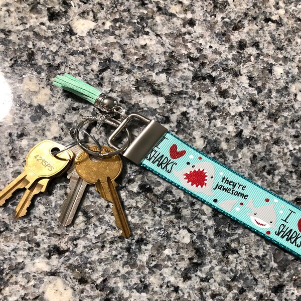 Shark Key Fob - I Love Sharks Key Fob - Shark Keychain - Fish Key Fob ...