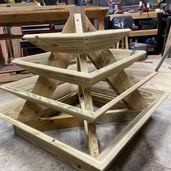 How to Build a Pyramid Strawberry Planter. Downloadable Woodworking ...