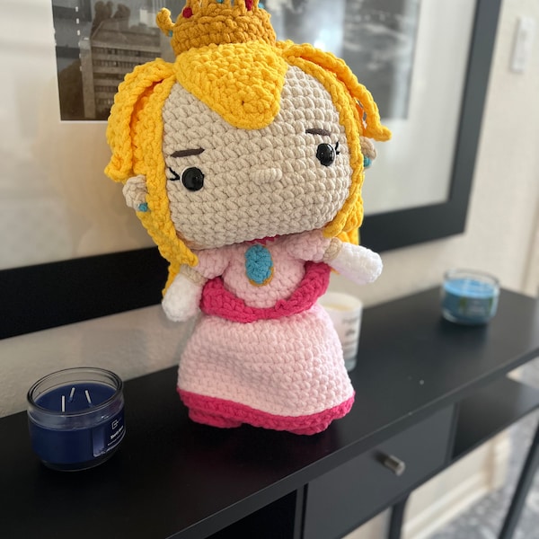 AMIGURUMI PATTERN Princess Peach Crochet Patterns | Super Mario ...