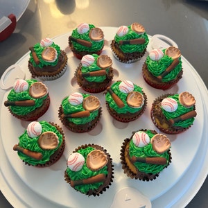 UNDER THE SEA Animals Edible Sugar 12 Pieces Cupcake or Cake Toppers by ...