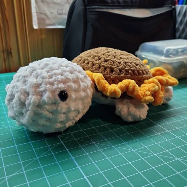 Turtle No Sew Crochet Pattern, Bumble Bee Turtle Pattern, Daisy Turtle ...