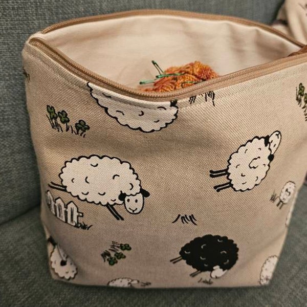 Last One Sock Project Bag, Sage Floral Project Bag, Zip Bag, Small ...