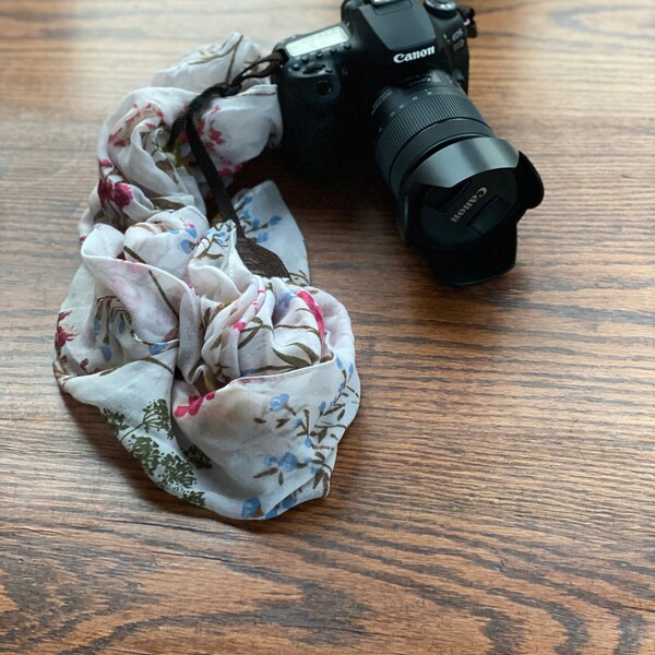 Harvest Crochet Trimmed Scarf Camera Strap - Etsy