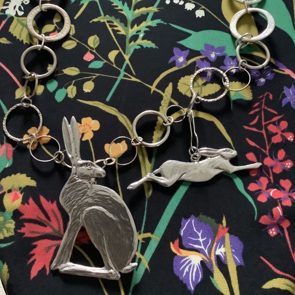 Elegant Hare Brooch in Pewter by Paul Szeiler - Etsy UK