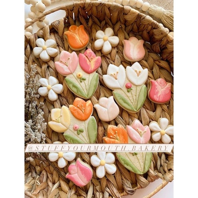 Crocus Flower Bunch Cookie Cutter - Etsy