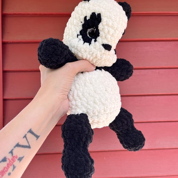 Zeek the Zombie | Amigurumi Crochet Pattern, Halloween Pattern, Spooky ...