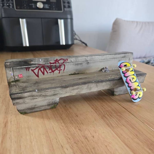Custom High Level Ramps Fingerboard Weathered Graffiti Trash Can - Etsy