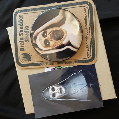 Child's Play Chucky Doll Box Ships to You Cut, With Fold Lines Scored ...