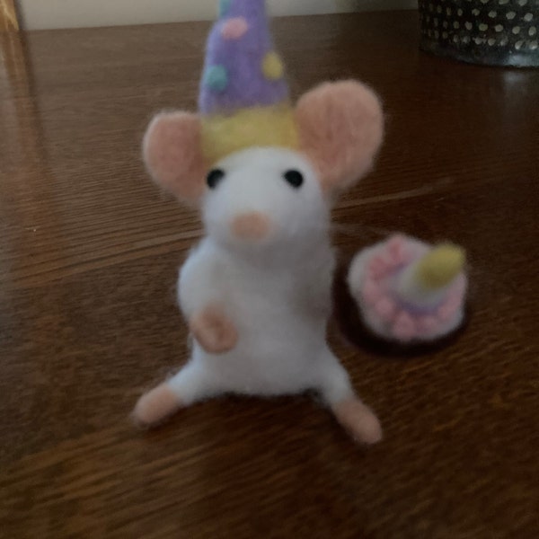 Needle Felted Pope Francis Memorial Figurine – Waldorf Inspired Wool ...