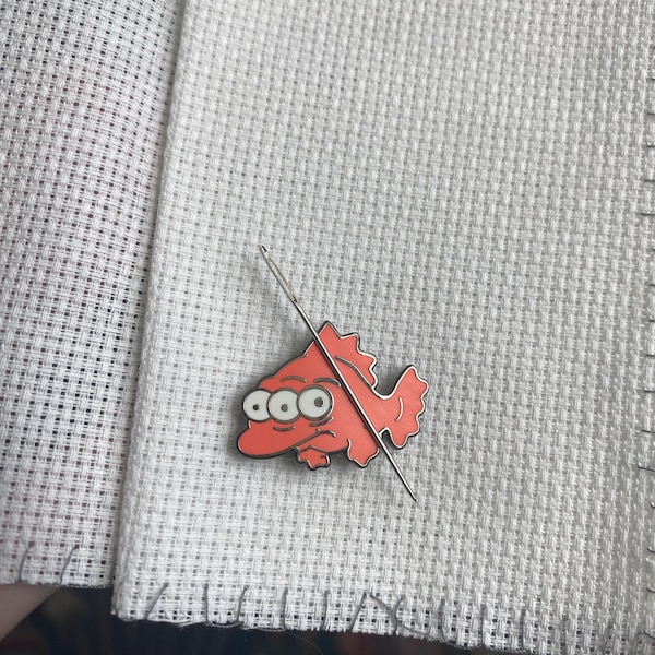Muumuu Homer Magnetic Needle Minder – Funny Simpsons Embroidery ...
