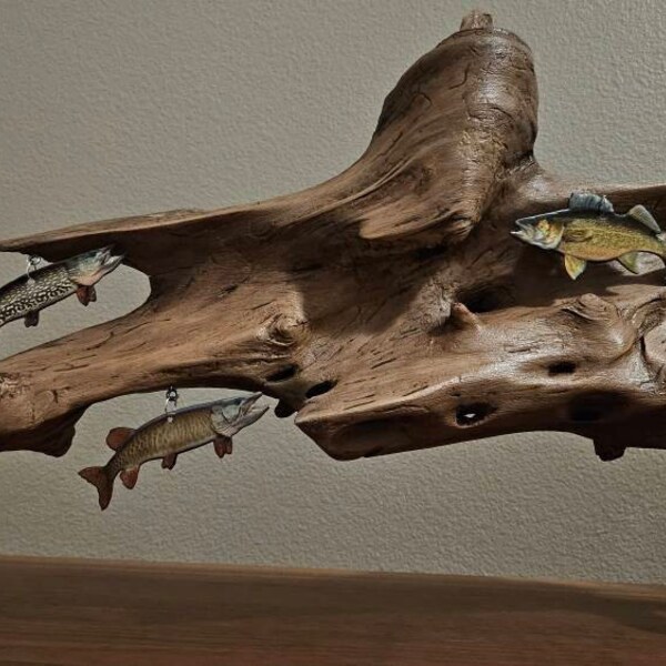 Walleye Replica 30 Inch 2D Metal Walleye Fish Art Replica, Faux ...