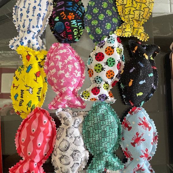 6 Pack Catnip Fish Toys - Fish Catnip Toys - Six Organic Catnip Toys ...