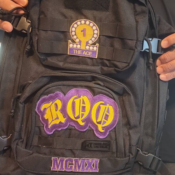 Delta Sigma Theta Dripping 1913 PERSONALIZED Embroidered Stroll Towel ...