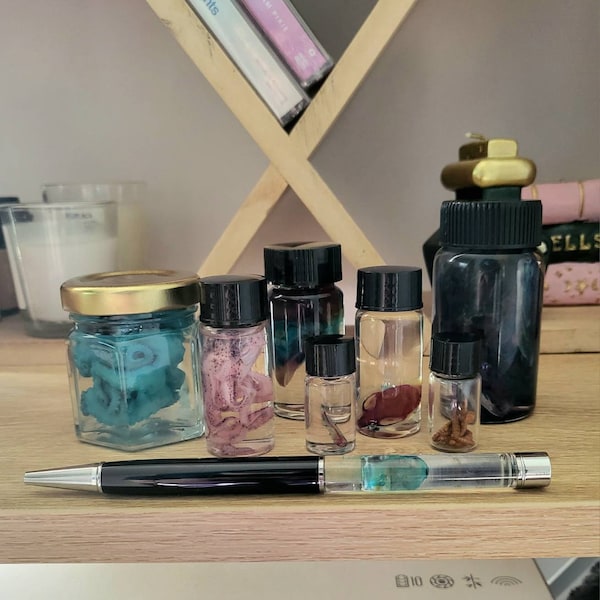 Mystery Oddity WET SPECIMEN Surprise Box - Animal Kingdom - Etsy