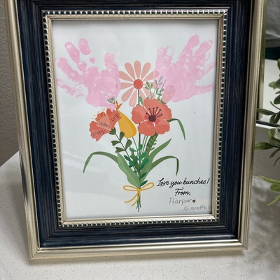 Flower Handprint Craft Art, Printable for Mom or Grandparents Handprint ...