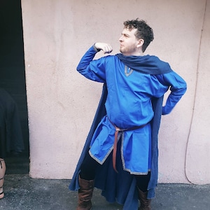 Knight's Cape Medieval Linen Cloak | Etsy