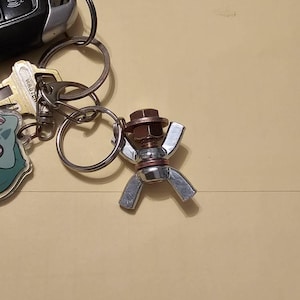 Nut and Bolt Key Chain | Custom Nut and Bolt Figure Key Chain ...