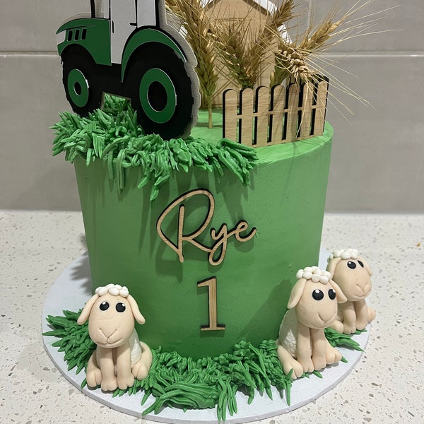 Barn Cake Topper, Farm Yard Theme Topper, 1st Birthday, Wooden Farmyard ...