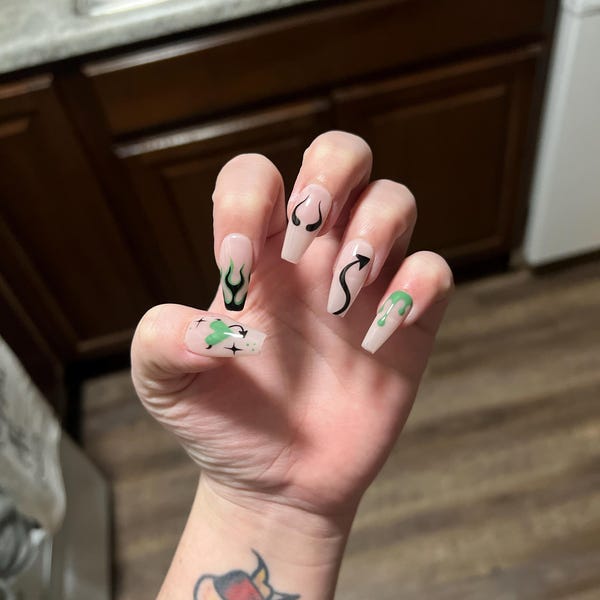 DIABLO | Little Red Devil Press on Nails | Hand-paint Nail Art ...