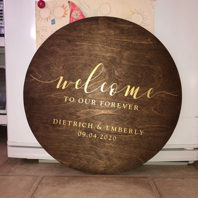 Round Wedding Welcome Sign, Custom Circle Wood Wedding Sign, Ceremony ...