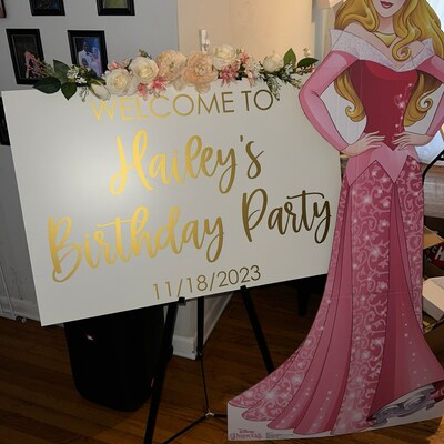 A Little Princess is on Her Way Decal for Sign Making or - Etsy