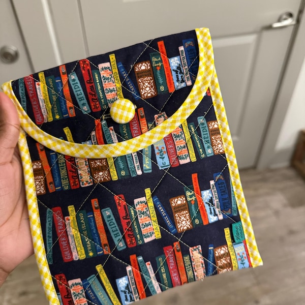 Quilted Kindle & E-reader Sleeve PDF Pattern - Sew Your Own Custom ...