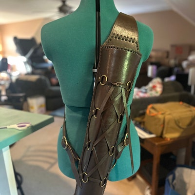 Shoulder Strap Side Quiver With Pouch - Etsy
