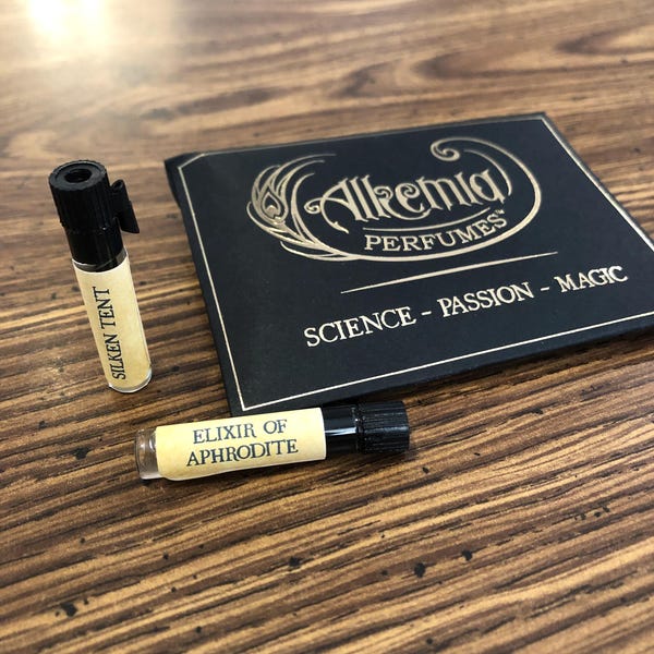 Gothique Perfume - A Byzantine Cathedral Incense for Midnight Mass - Etsy