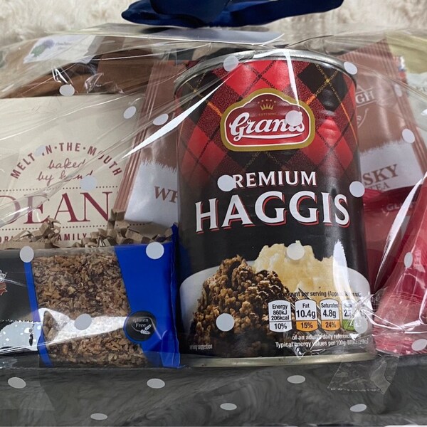 Irish Gift Hamper | Ireland Snack Gift | Gift Box From Ireland ...