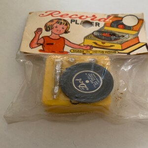 Vintage Mini Record Player With Records/toy Record Player/miniature ...