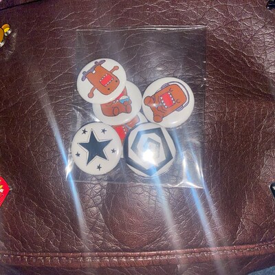 Domo Pins 4 Piece 1 Inch Button Pin Set Comes With Freebies Please Read ...