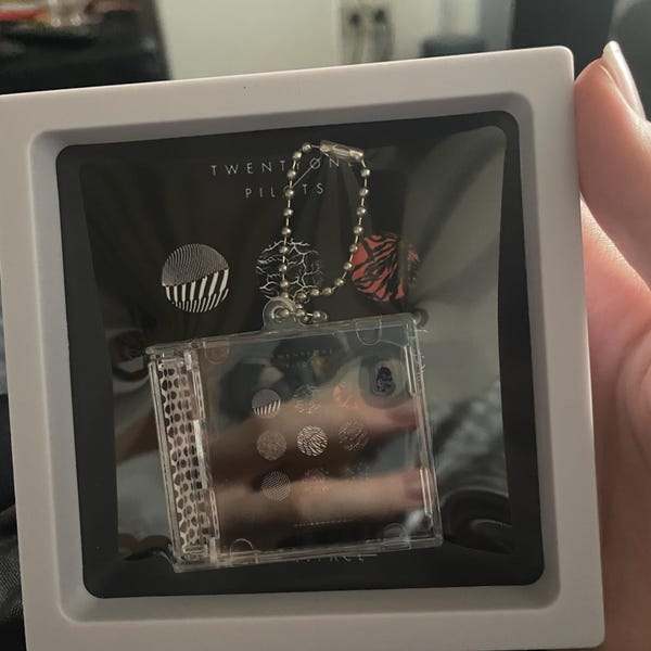 Personalized Mini Album CD Keychain, Mother's Day Keychain Gifts, Play ...