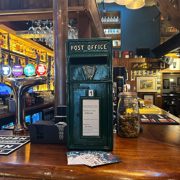 Cast Iron White ER Post Box Mailbox Letterbox - Etsy