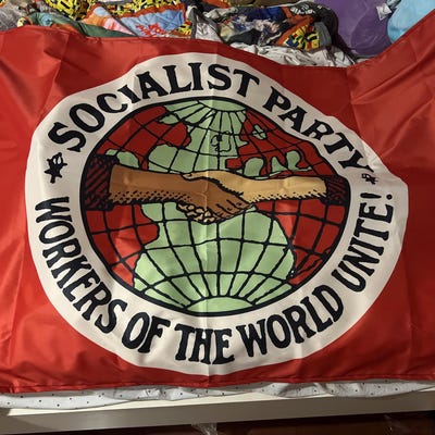 Leftist Poster: Workers of the World, Unite Retro Walter Crane Style ...